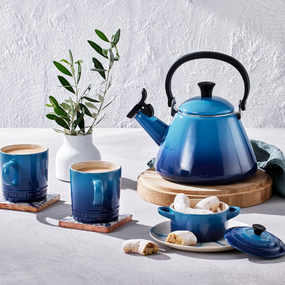 Le Creuset Kone Kettle Azure Blue - Glasswells
