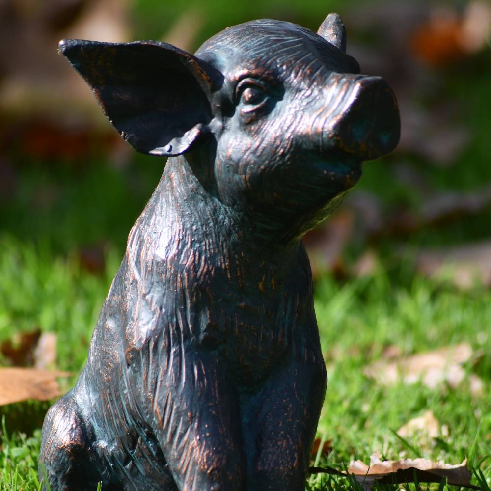 Sitting Piglet - Garden Sculpture - Glasswells