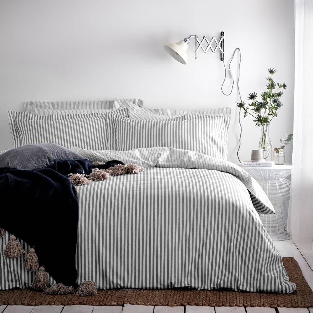 The Linen Yard Hebden Duvet Set Kng Grey - Glasswells