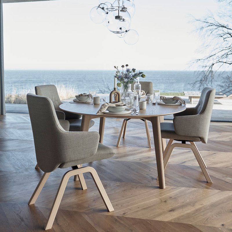 Stressless Bordeaux Round Table - Glasswells